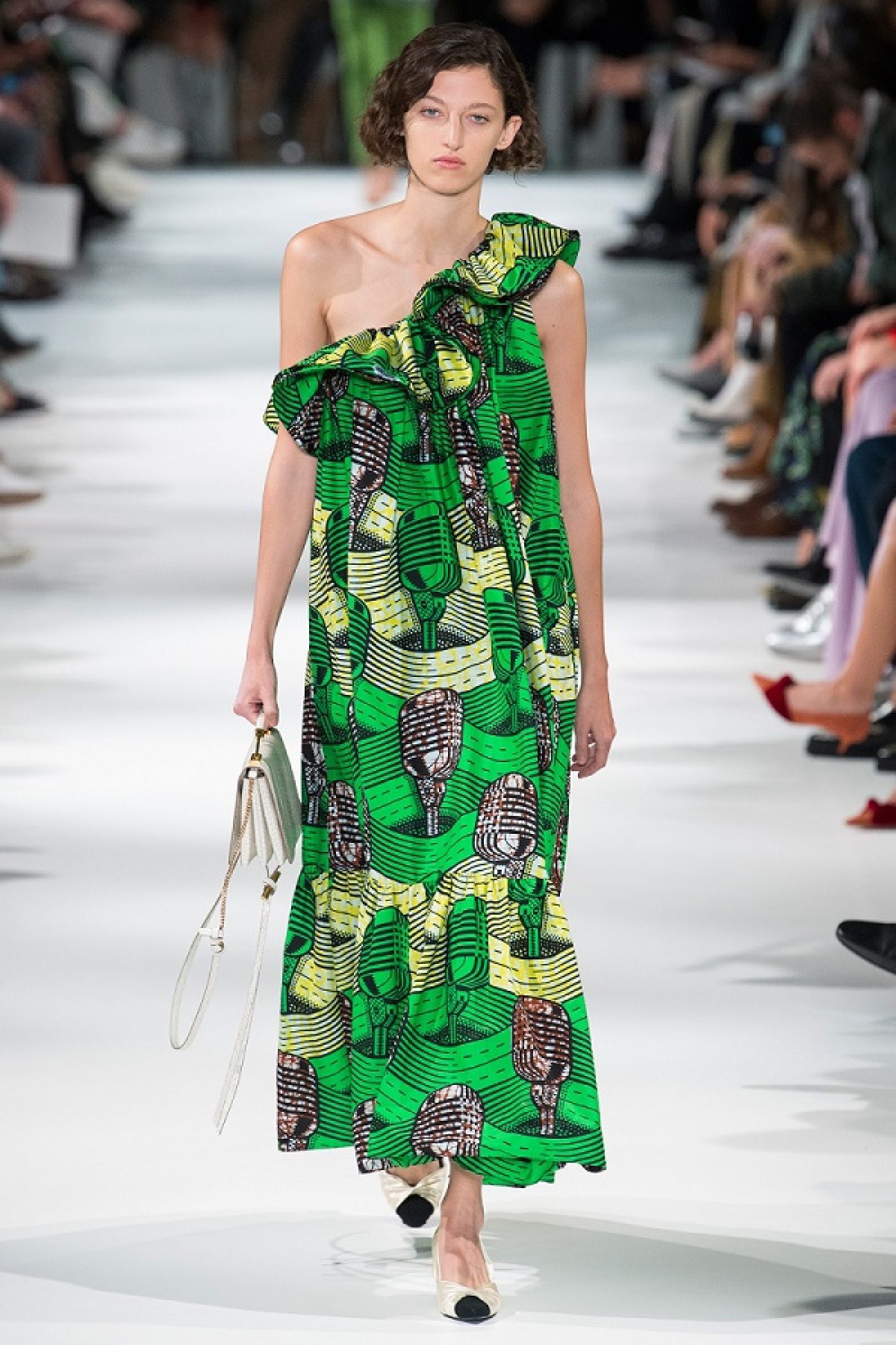 Stella McCartney Under Fire For Using White Models To Showcase Ankara ...