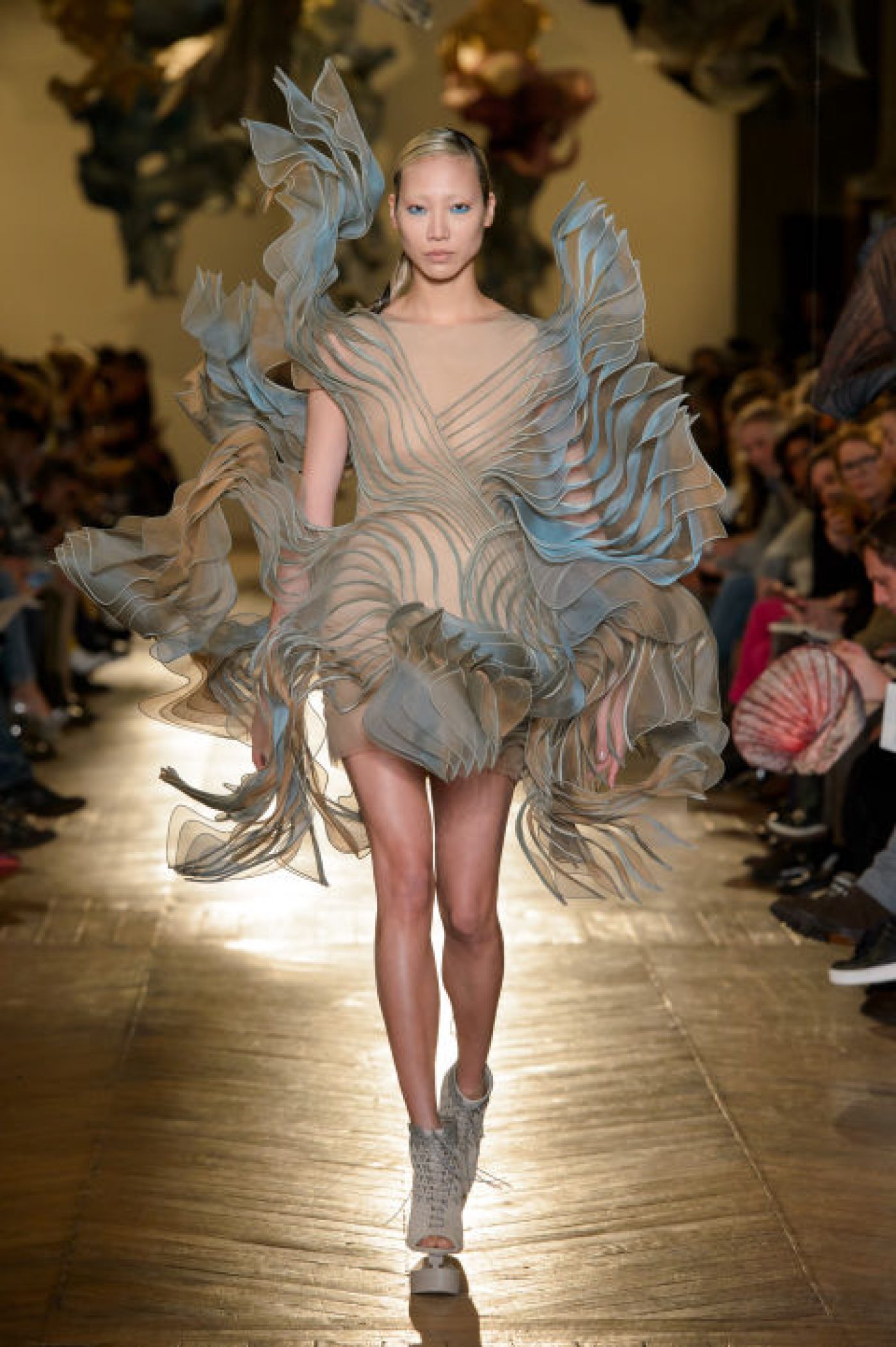 The Swoon-Worthy Dresses From Spring 2018 Couture Fashion Week | FPN