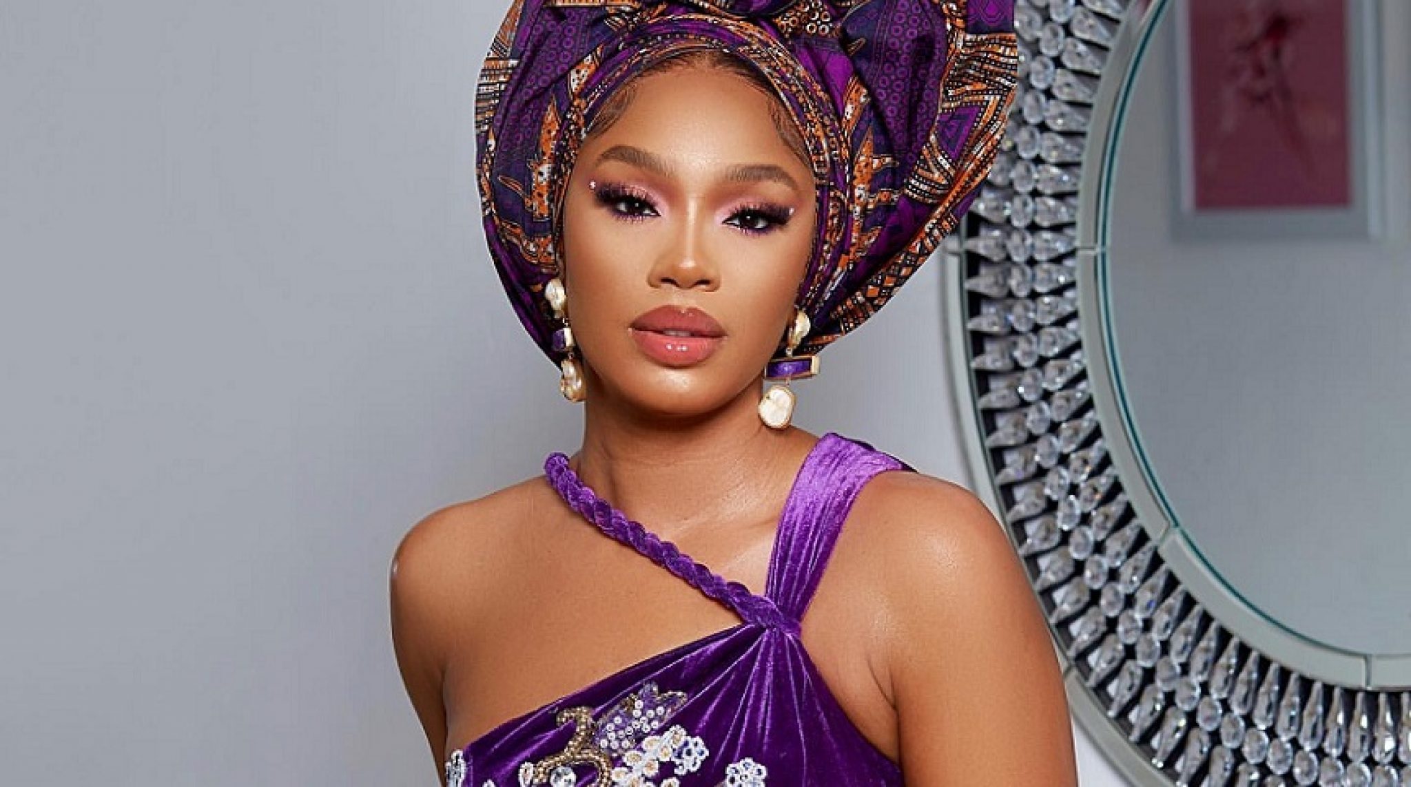 Sharon Ooja Channeled The African Queen In A Purple Aso-Ebi For 'Ghost ...