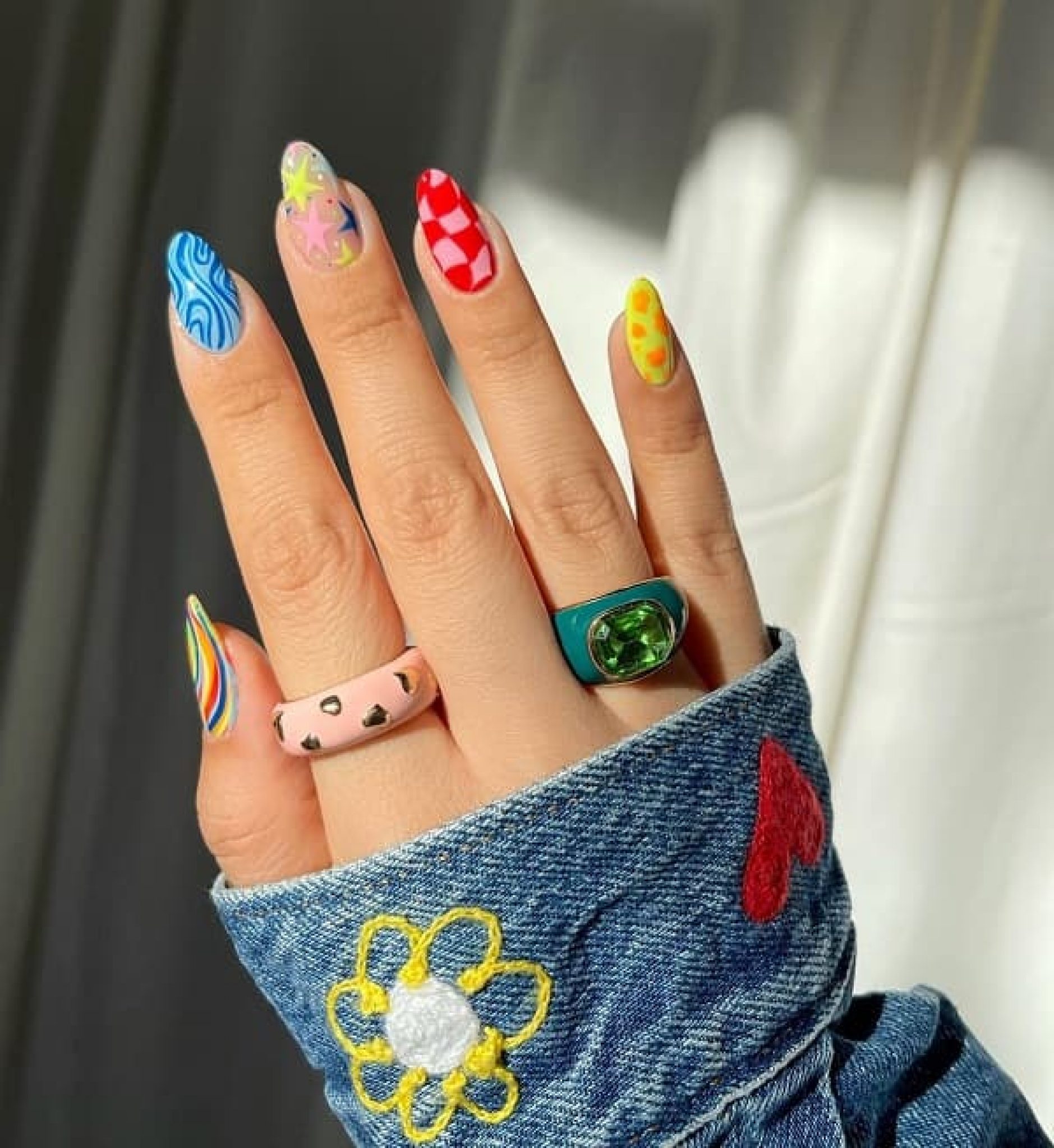 11 Almond-Shaped Nail Designs You'd Want To Try | FPN