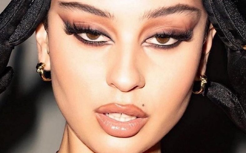 All You Need To Know About Pulling Off the Siren Eyes Look | FPN