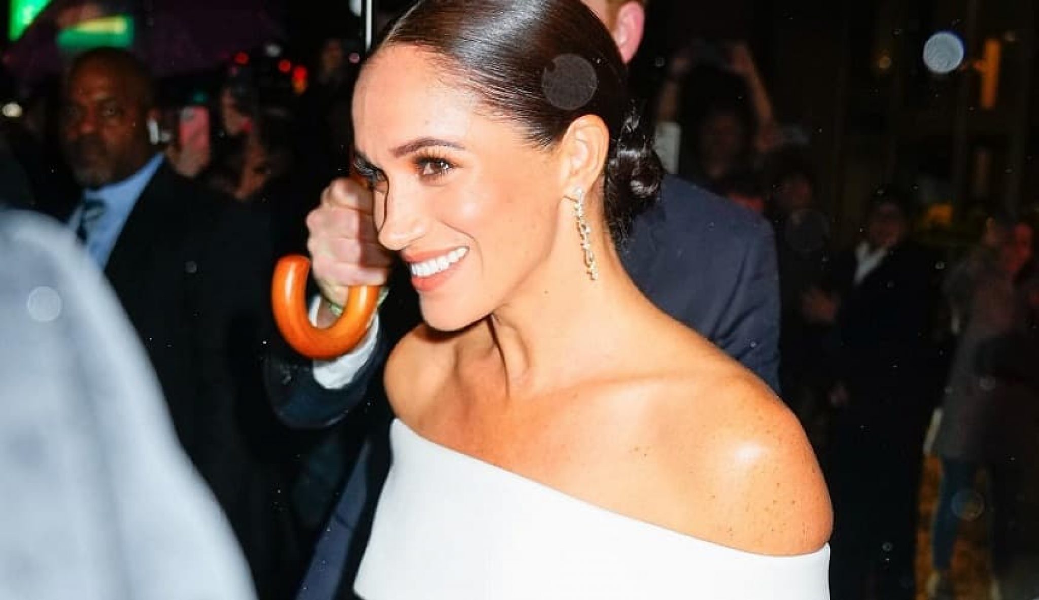 Meghan Markle is a Vision in a Gorgeous Off-the-Shoulder White Gown | FPN