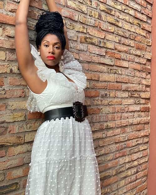 7 ways to upgrade outfits with oversized belts