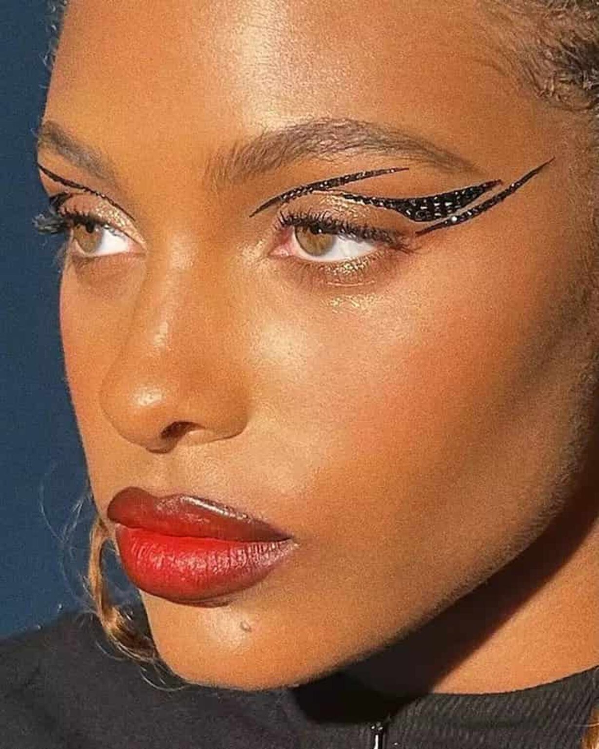 Bejeweled Makeup: 13 Shimmering Ideas and How to Wear Them | FPN