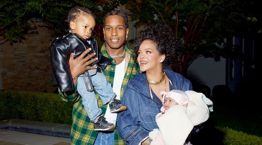 Rihanna and A$AP Rocky Poses In New Photos With Their Newborn Baby Riot ...