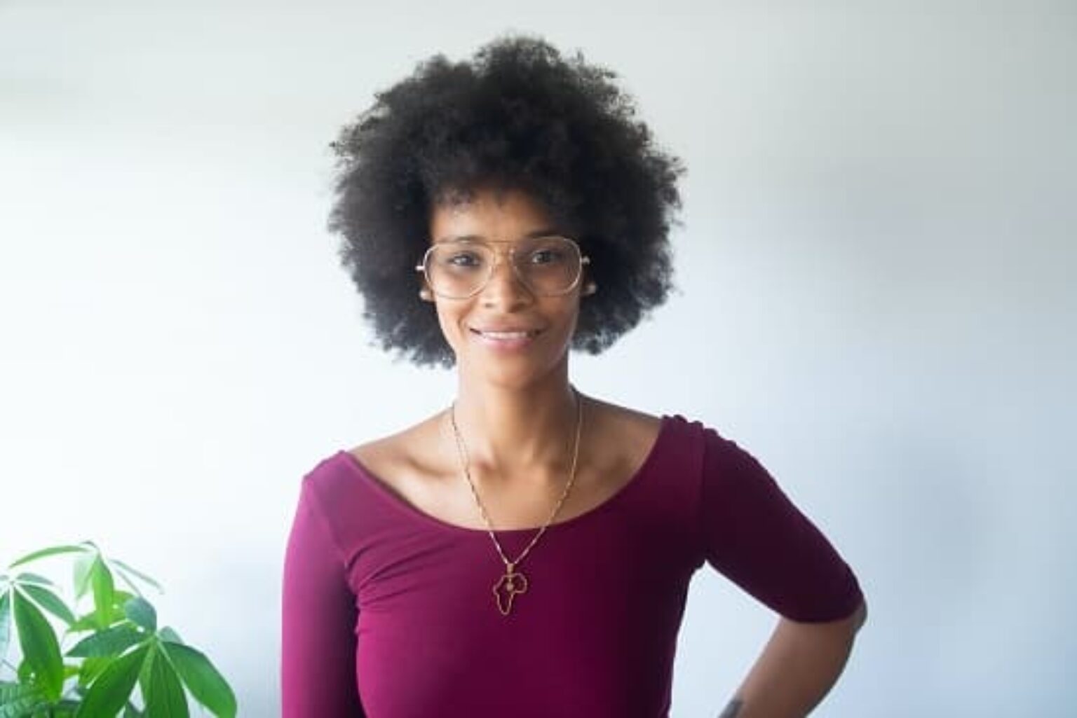 How to Choose the Ideal Eyeglasses Based on Your Face Shape | FPN