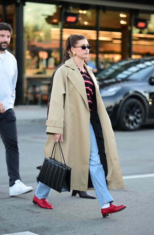 Oversized Clothing Trend Guide for Women