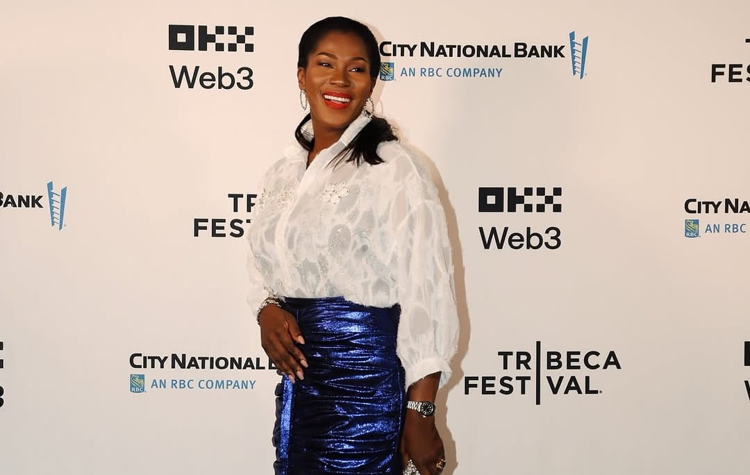 Stephanie Okereke Looks Edgy in a White Shirt and Blue Skirt at the ...