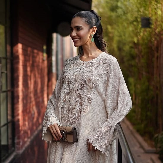 How the Algerian Kaftan is Making a Powerful Comeback | FPN
